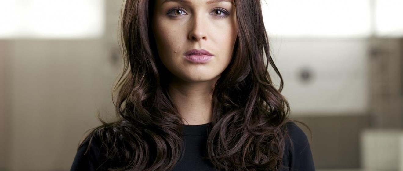 Lara Croft Actress Visits MCM London Comic Con - Einfo Games